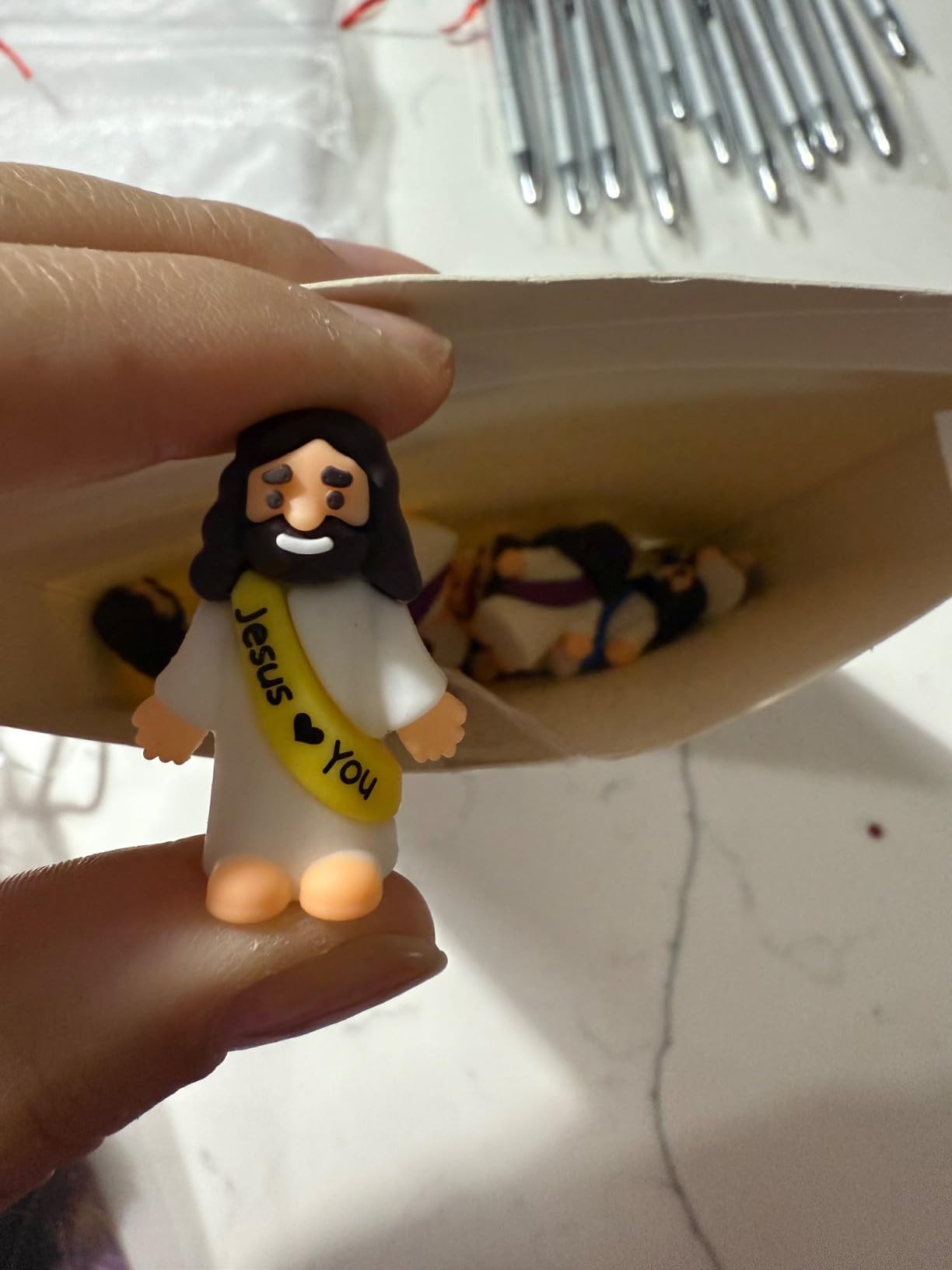 Little Jesus Figures for Sharing Faith | Alvio