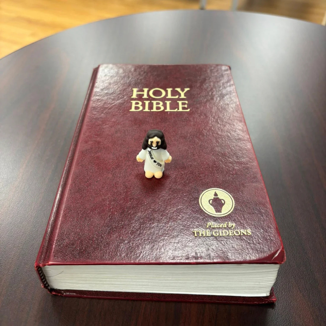 Little Jesus Figures for Sharing Faith | Alvio